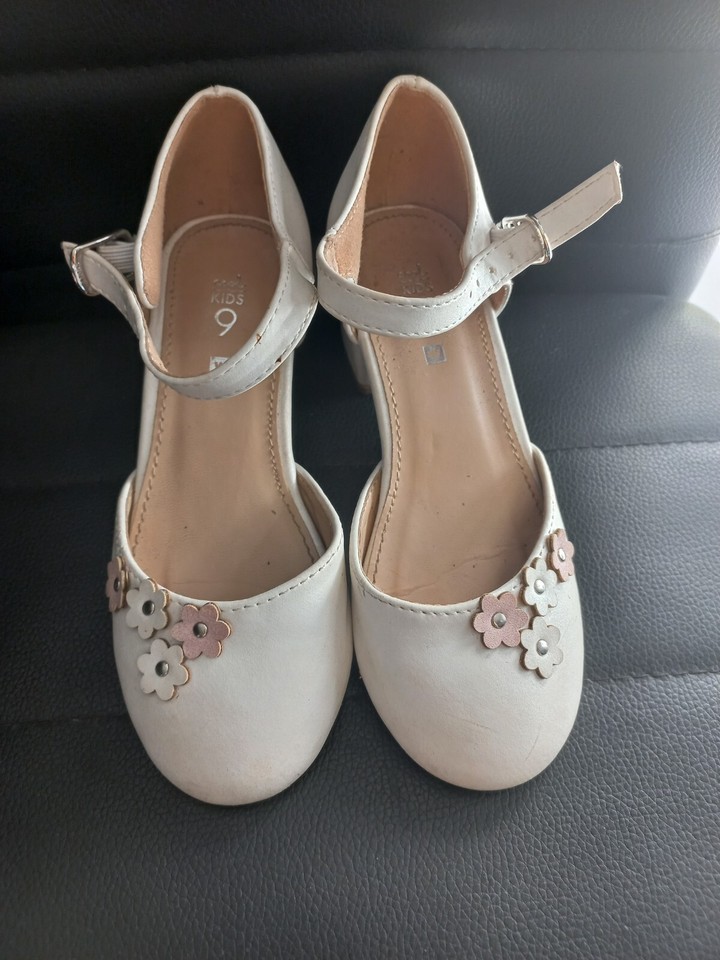 Girls Church Shoes | eBay