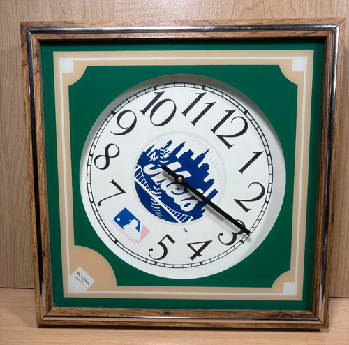 NY Mets wall clock late 80s Bulova Quartz Wood frame RARE! New York ...