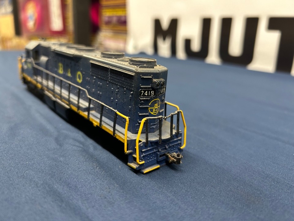 Atlas HO Baltimore & Ohio #7419 SD-35 Diesel Engine DC NO BOX *READ* | eBay
