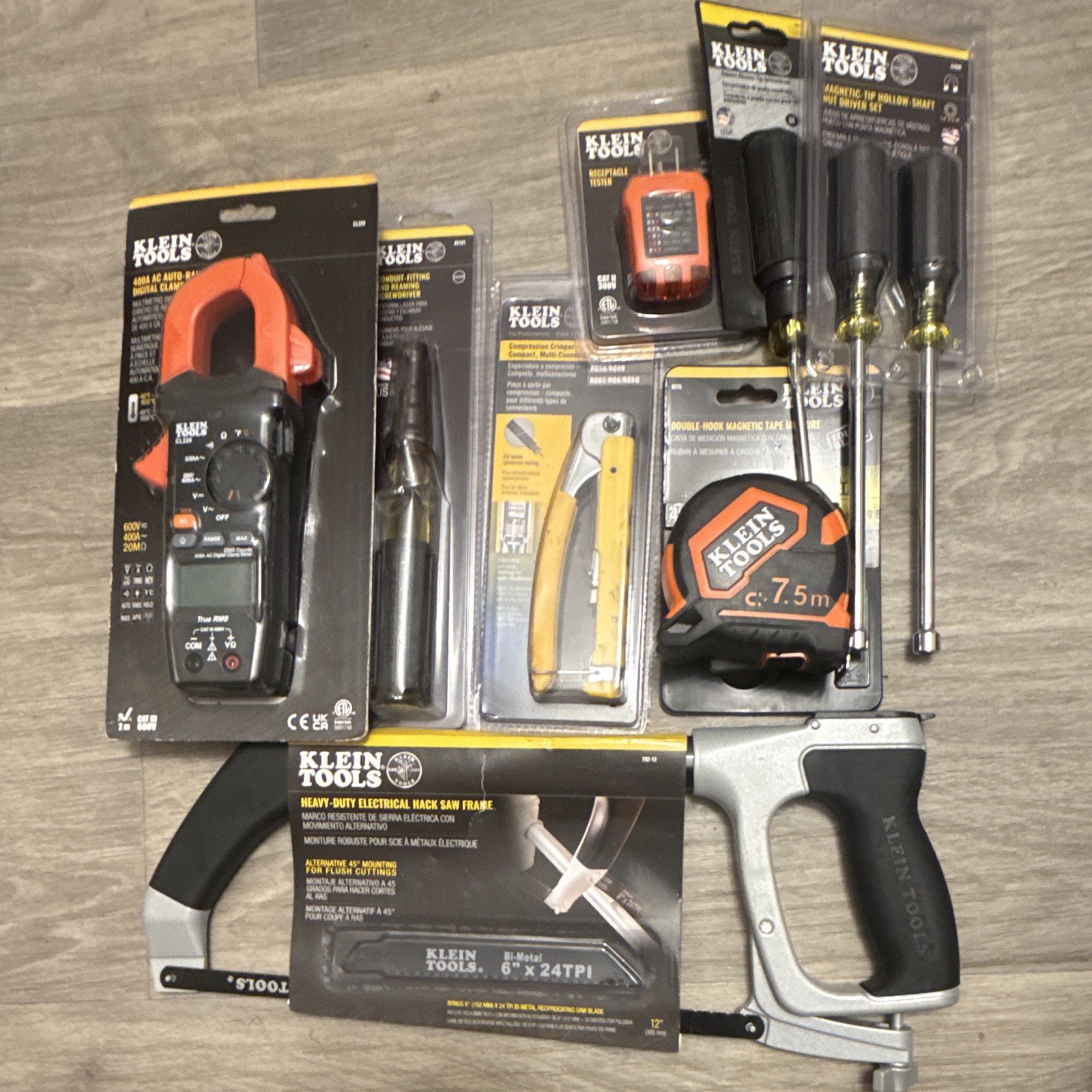 New Klein Tools Mixed Tool Set: Clamp Meter, Tape Measure, Screwdrivers ...