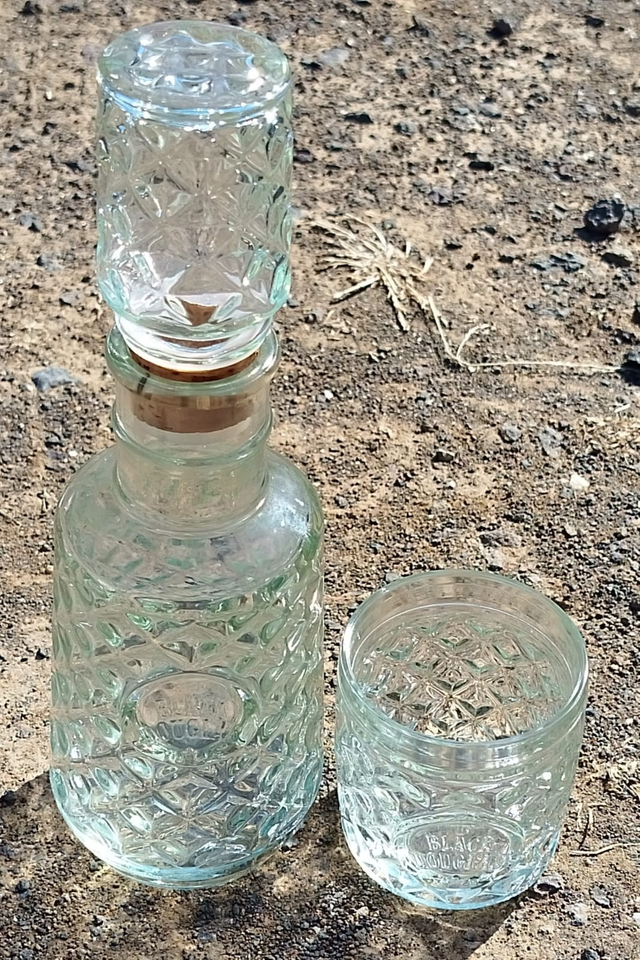 Black Douglas 8-Year-Old Scotch Whiskey Travel Set - c. 1970s Matching ...