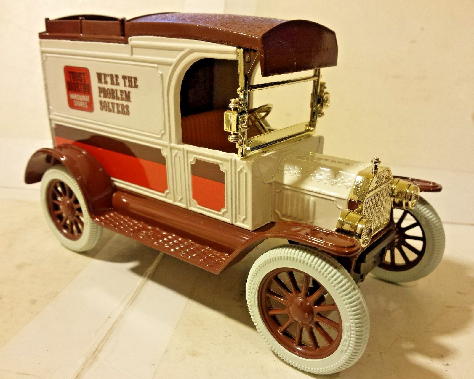 Ford 1913 Model T Trust Worthy Ertl 1:25 Scale Die Cast Delivery Van ...