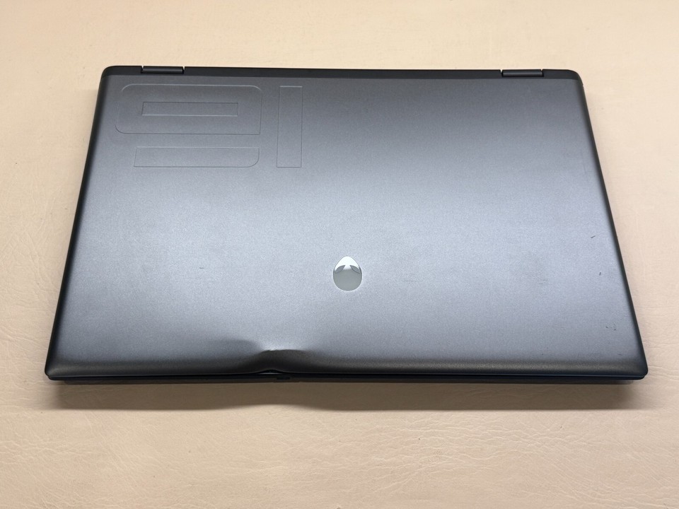 (PARTS/REPAIR) Alienware m16 R2 QHD - ULTRA 7 155H CPU RTX 4070 GPU ...