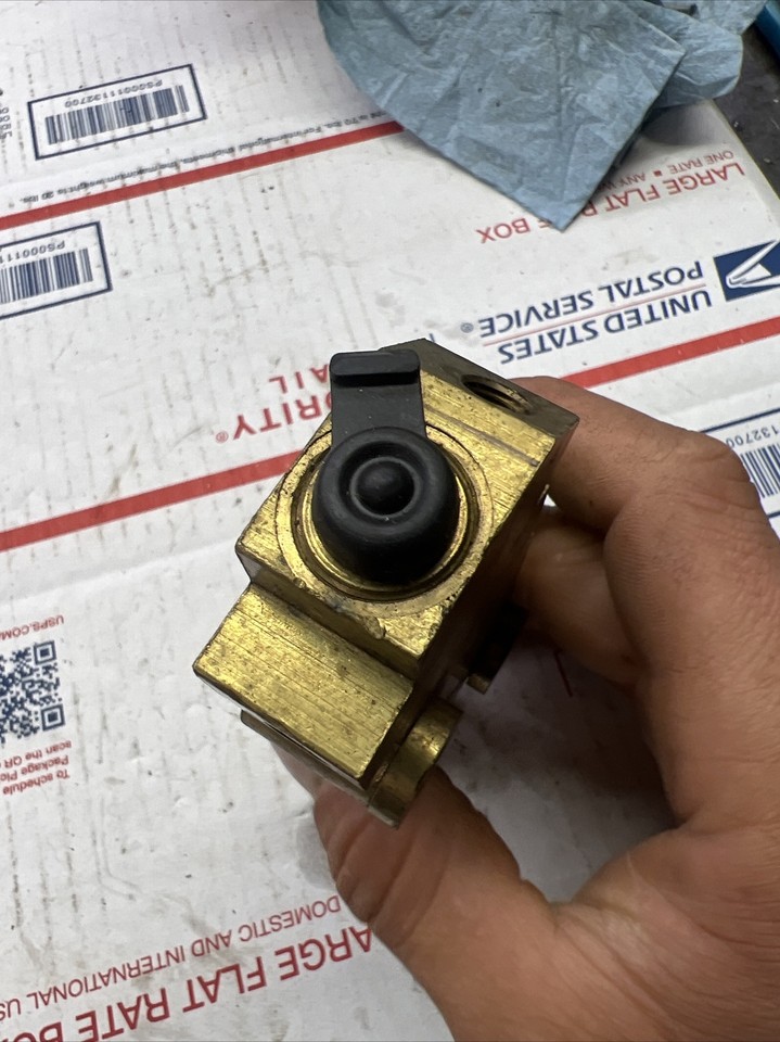 Chevy Brake Proportioning Combination Valve | OE | Chevrolet