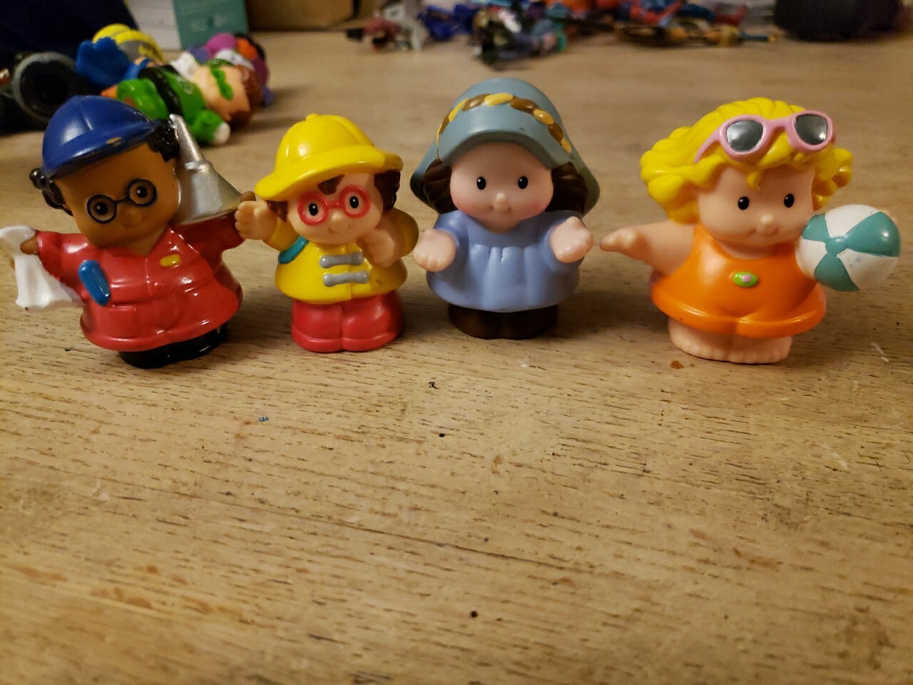 Lot Of 4 Mattel Little People | eBay