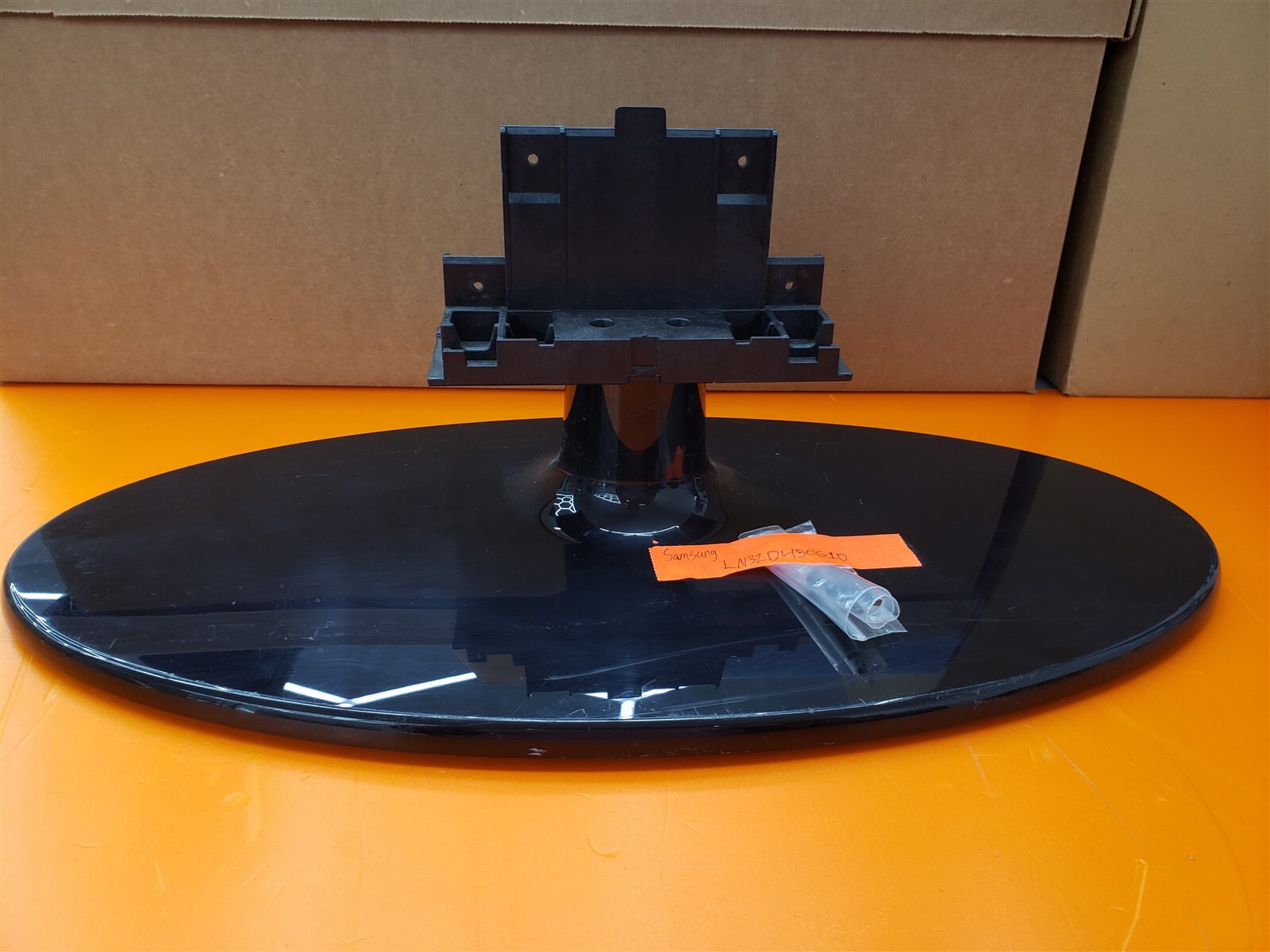 ⭐️⭐️⭐️⭐️⭐️ TV Stand Genuine OEM Pedestal Base Mount Samsung LN32D450G1D ...