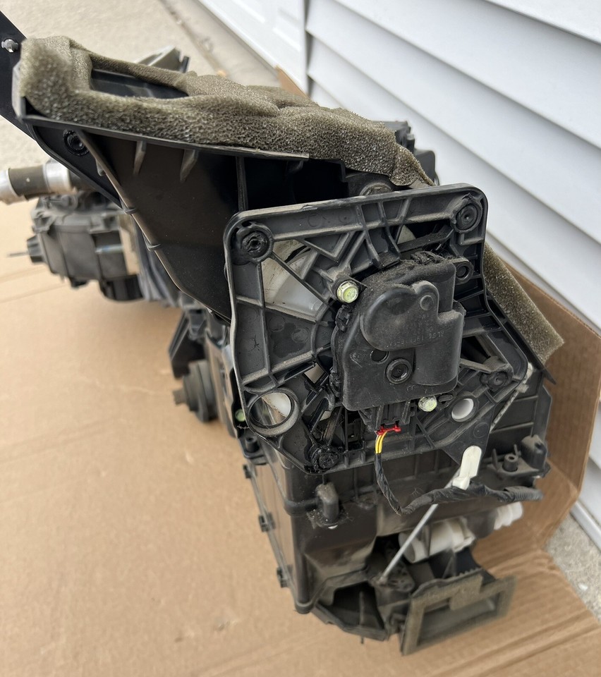 2011 - 2014 FORD F150 HEATER CORE EVAPORATOR BLOWER MOTOR HOUSING BOX ...