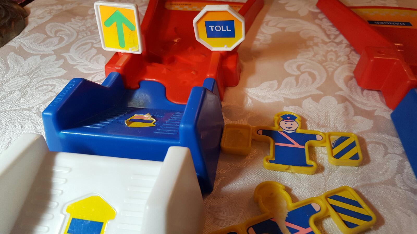 Vintage 1992 Race Track Road Shelcore Cars Trucks Jump Ramp Preschool ...