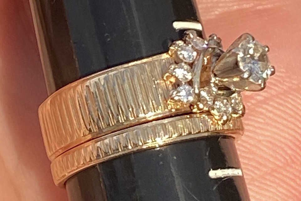Stunning Retro Vintage 14k Yellow Gold Natural Diamond Engagement Ring ...