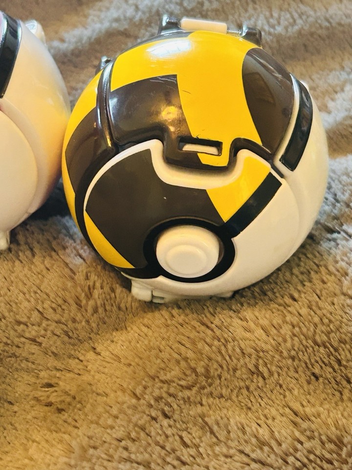 Massive Pokémon Figure & Pokeball Lot-Vintage/Modern Mix 25+ Pieces! | eBay