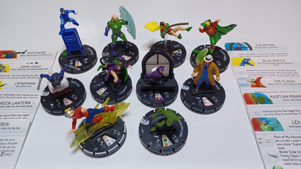 Heroclix: DC 10th Anniversary lot - 10 figures (Nightwing, Lex Luthor ...