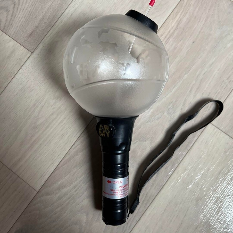 BTS Official Light Stick Ver.1 Army Bomb Concert Live Goods Bangtan ...