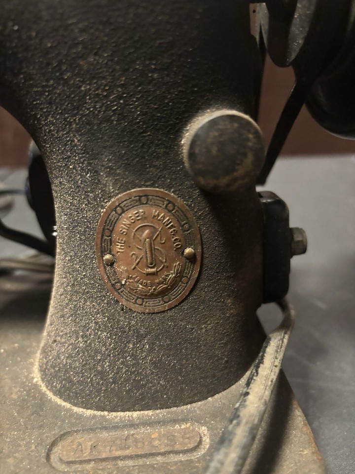 1950 Vintage Antique Old Singer Model 128 - 23 Black Sewing Machine | eBay