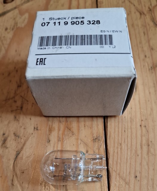 Genuine BMW E46 F20 F21 F25 F26 Halogen Headlight Bulb 07119905328 12V ...