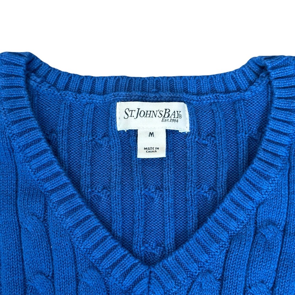St. John’s Bay Cable Knit V-Neck Sweater in Royal Blue Women’s Medium ...