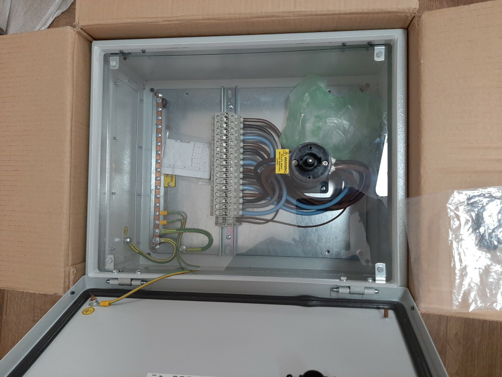 UPS CONTROL BOX 3 PHASE 63A STEEL ENCLOSURE 400 X 500 X 250, CONTROL ...