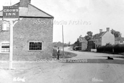 Rpl-48 The Crown Inn Pub, Surfleet, Lincolnshire. Photo | eBay UK