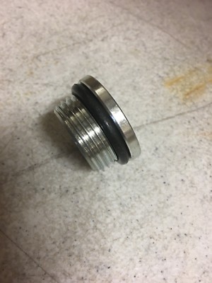 Lot of 100 Straight Thread O-Ring Port Plugs NEW! FREE SHIPPING! | eBay