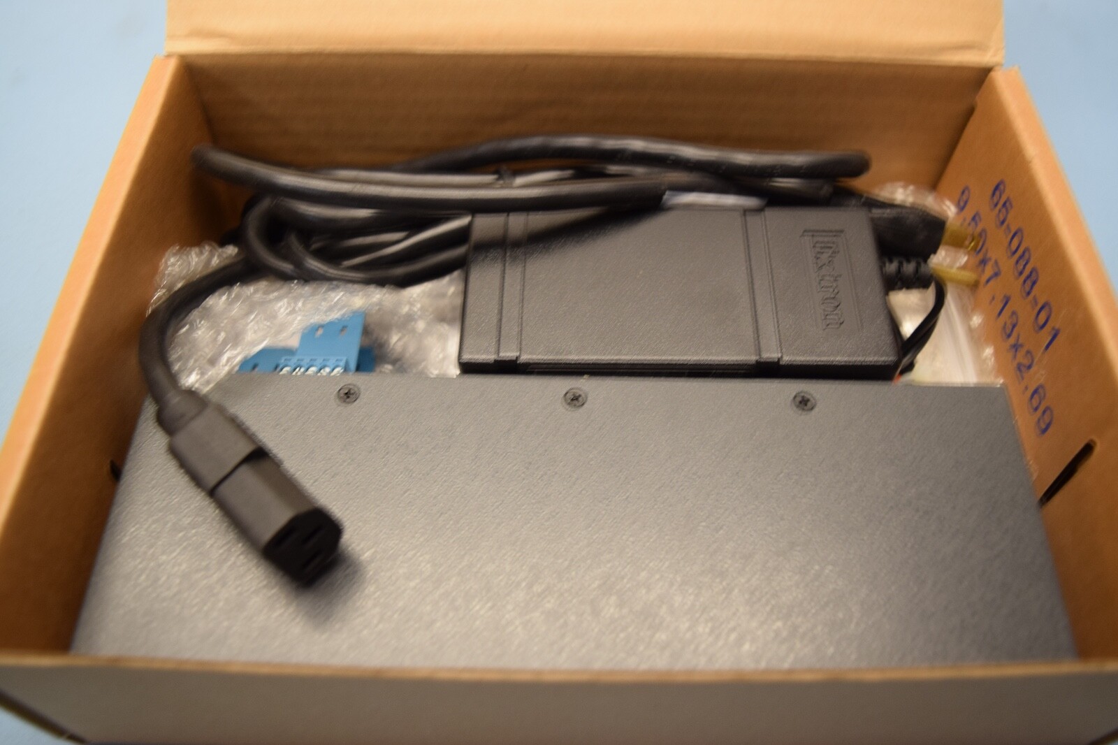 Extron SW2 HDMI WITH EDID Minder Two-Input HDMI Switcher 60-841-21 | eBay