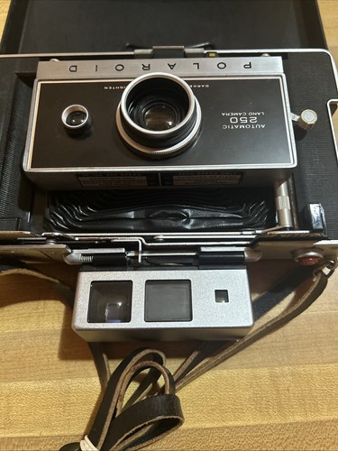 Vintage Polaroid Automatic 250 Land Camera | eBay