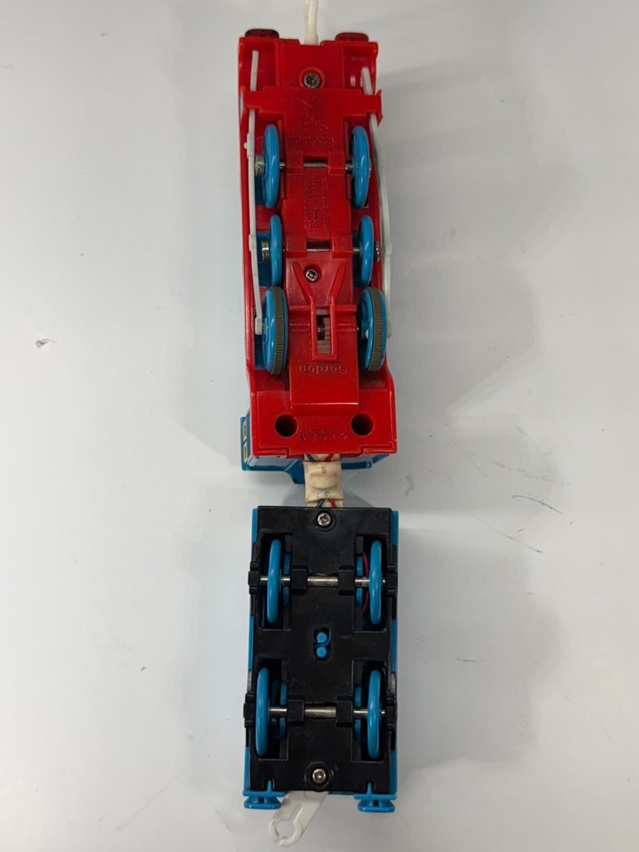 Custom Thomas And Friends 2006 Tomy Hit Toy Co. Gordon. WORKS!! | eBay