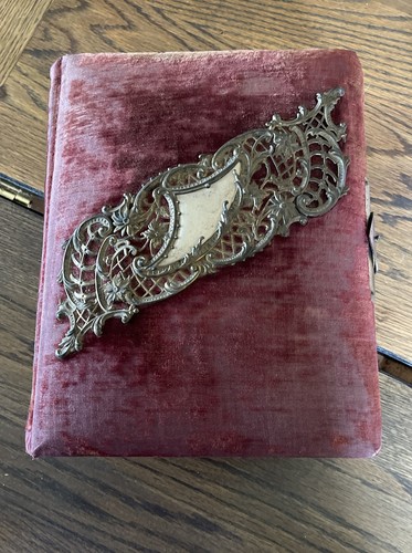 Antique Victorian Velvet Photo Album With 5 Authentic Tintype Photos | eBay