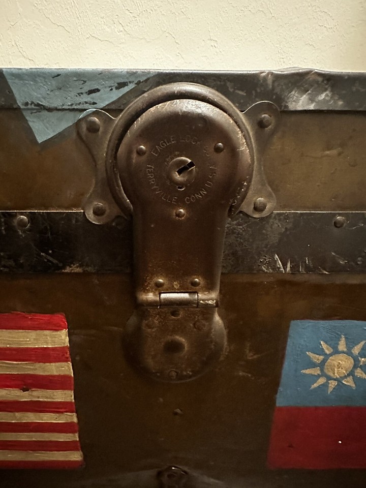 WWII Painted Flying Tigers Style US Air Force Trunk | eBay