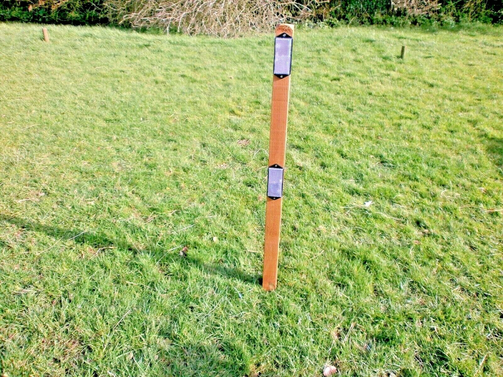 Timber Push in Ground 3ft (90cm) Boundary / Verge Post, with 4 ...