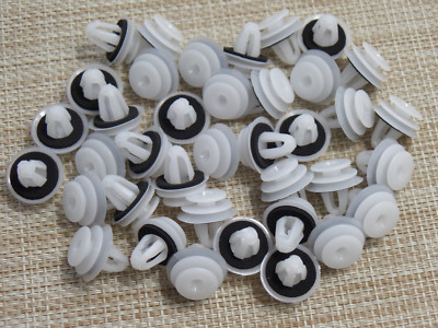 10x Befestigung Clips mit Dichtung für BMW F07 F10 F11 X5 E70 ...