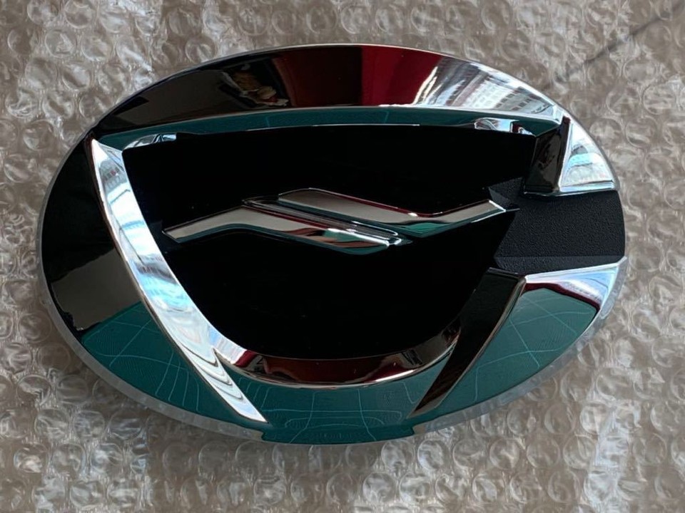 Genuine Toyota COROLLA RUMION Front Emblem Logo Ornament 75311-12B70 ...
