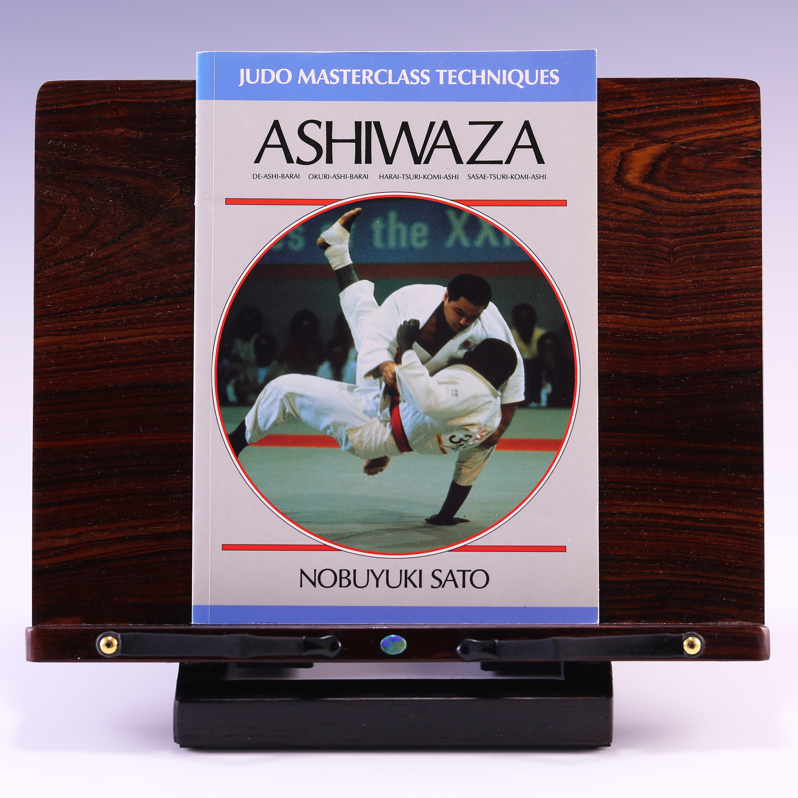 Ashiwaza: Judo Masterclass Techniques : De-Ashi-Barai, by Nobuyuki Sato ...