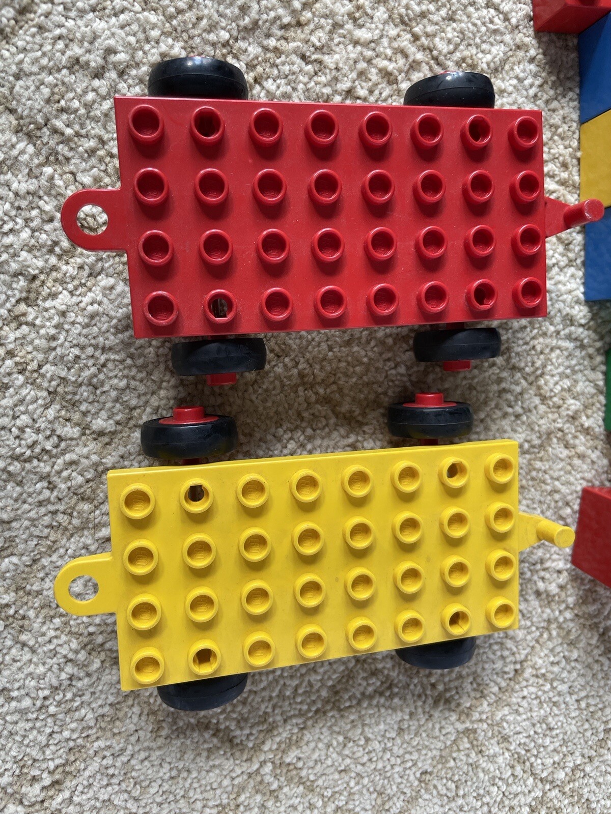 LEGO Duplo 1975 Basic Set 521-8 31 Bricks Half Bricks All Colors Cars ...