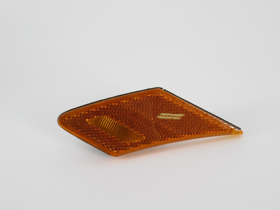 Genuine OEM Toyota Scion SU003-02541 Driver LH Front Side Marker Lamp ...