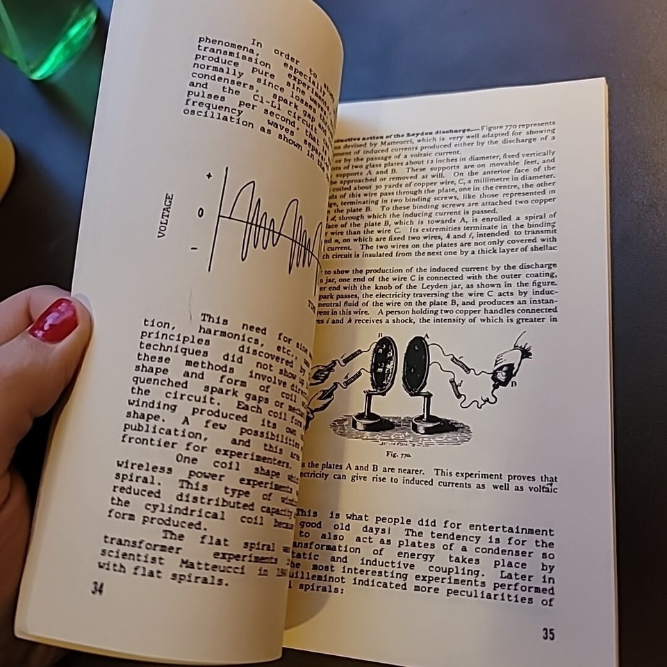 Tesla Coil Secrets by R. A. Ford 1985 paperback 9780917914317 | eBay