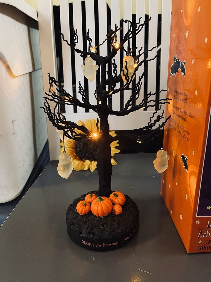 Hallmark Lighted Halloween Tree With 5 Hanging Ghost And Box/ Tested ...