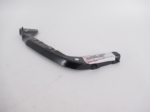 Genuine OEM Toyota 52538-0C030 Driver Front Bumper Bracket Retainer 14 ...
