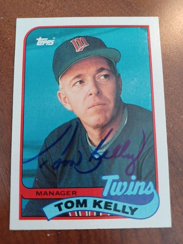 TOM KELLY 1989 Topps # 14 autographed signed baseball card TWINS 89 ...