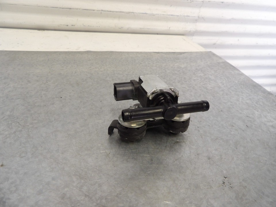 14-15 Honda Interceptor VFR800 3d1 purge control solenoid valve 36162 ...