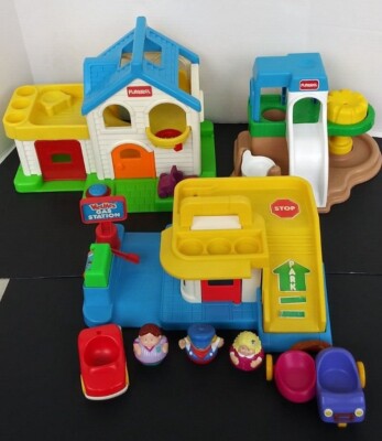 3 Rare Vtg 1990s Weebles Playskool Playsets Gas Station House ...