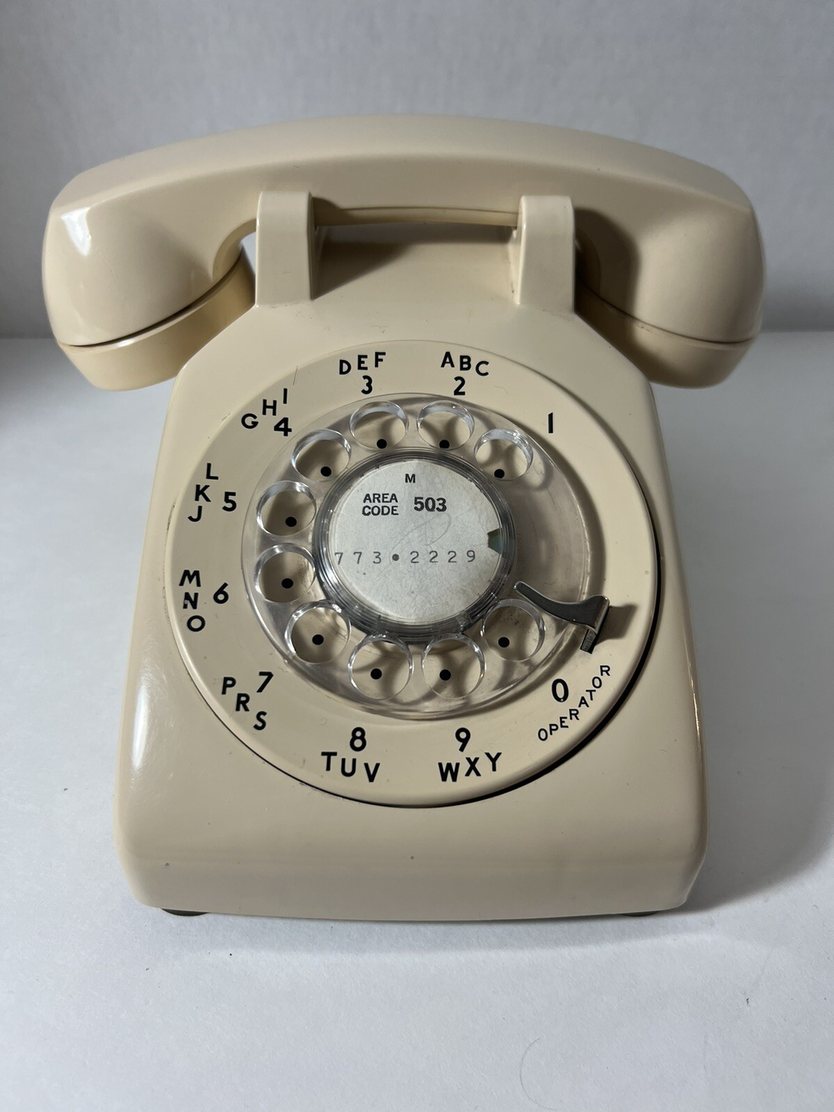 Do phone numbers with letters/words actually exist? : r/AskAnAmerican