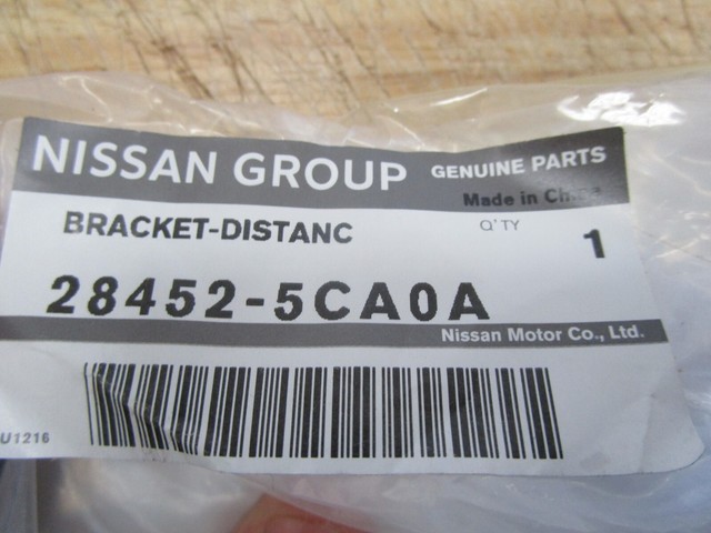 Genuine Nissan Distance Sensor Mount Bracket 28452-6ca0a for sale ...