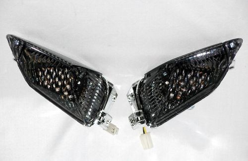 LED Noir Arrière Clignotant Suzuki GSX R 600 L1 L2 L3 L4 L5 L6 Signal ...