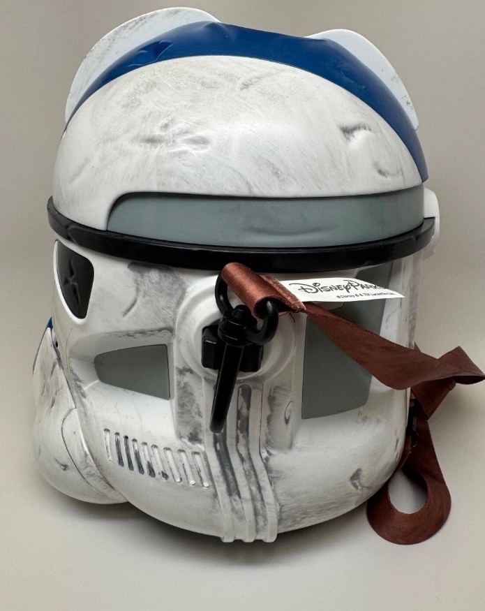 Disney Star Wars Salvaged Clone Trooper Helmet Popcorn Bucket Disney ...