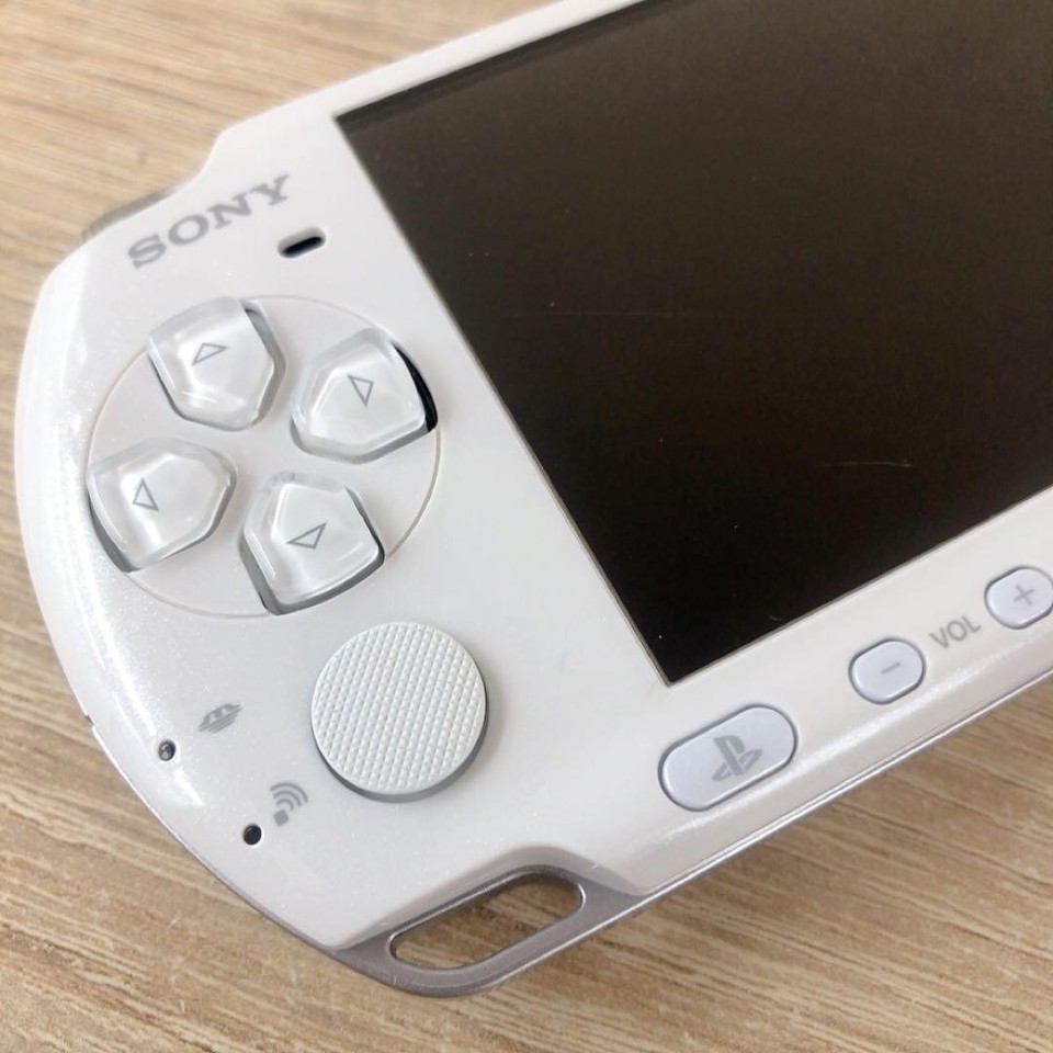 SONY Playstation PSP 3000 Pearl White Game Console Good Tested ...