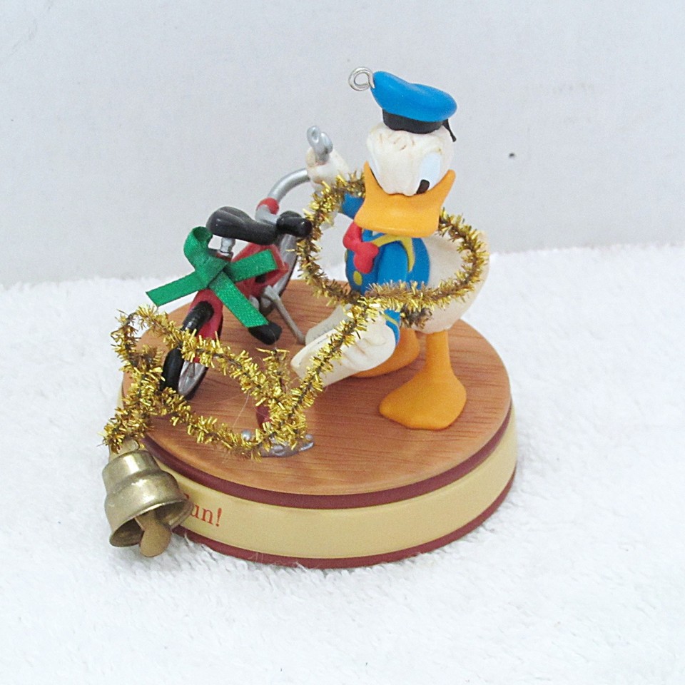 2008 Disney Donald Duck Hallmark Christmas Ornament | eBay
