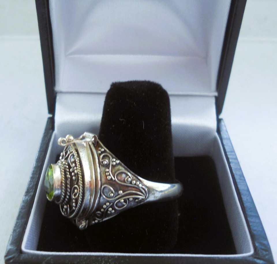 Handmade Sterling Silver Peridot Tear Drop Poison Ring - Sizes 6-7-8-9 ...