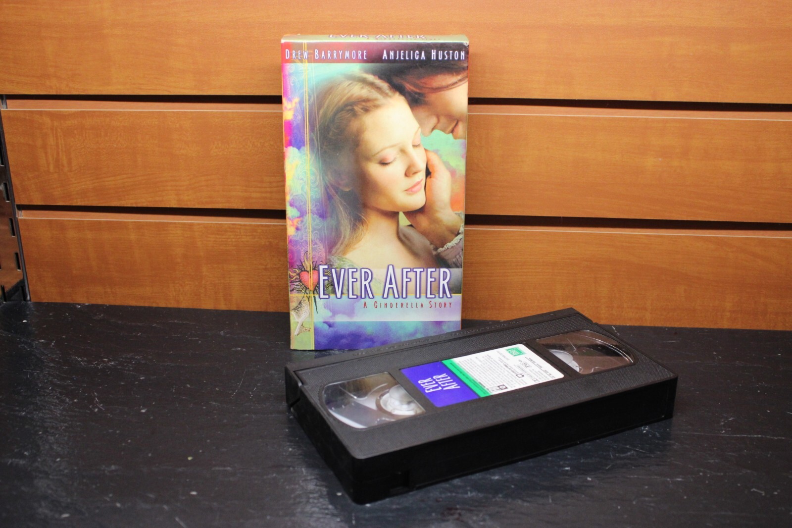 VHS "Ever After: A Cinderella Story" (1999) Drew Barrymore Anjelica ...