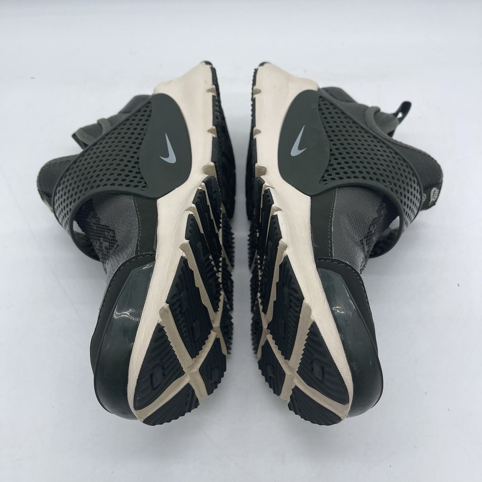 Nike 910090-300 Men's Size 7 Stone Island Sock Dart Mid Shoes 'Sequoia ...