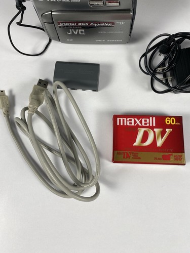 JVC GR-D770 Mini DV, Flash Media Camcorder (Tested Stuck In Safe Guard ...