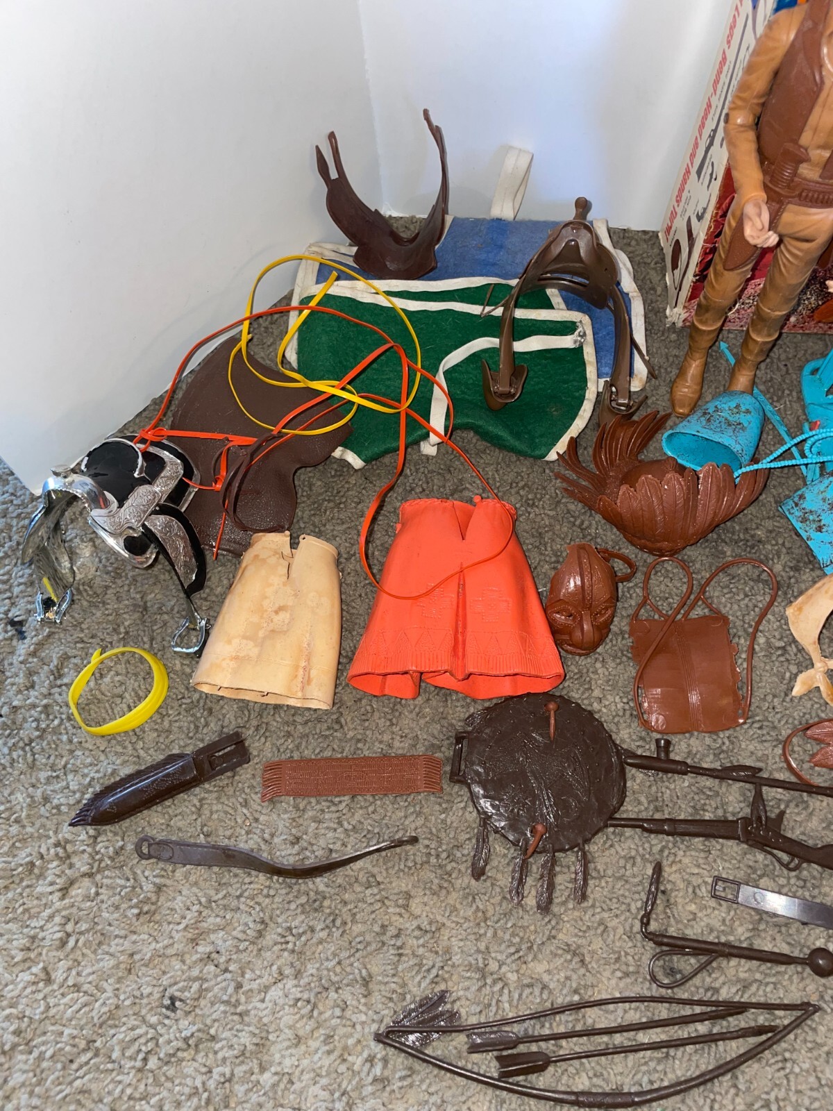 Vintage Lot Marx Johnny West Figures Jane Jay Wagon Chief Box LOTS ...